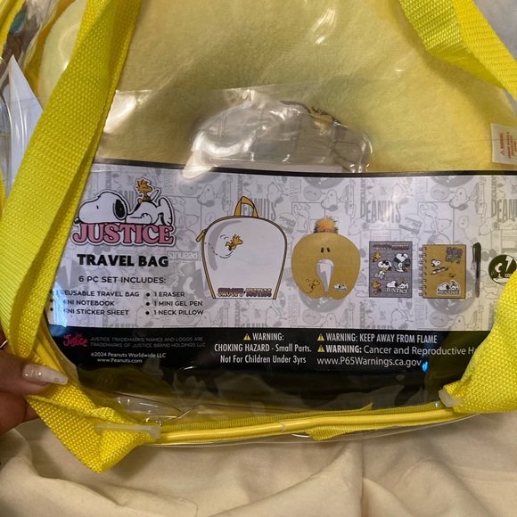 Justice | Accessories | Nwt Kids Girls Snoopy Justice 6pc Travel Bag ...